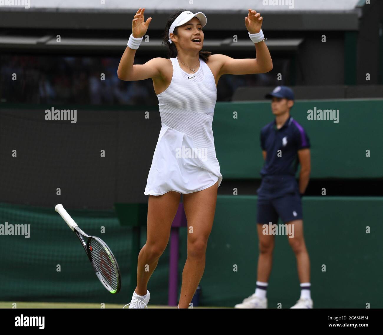 Emma raducanu grand slam winner hi-res stock photography and images - Alamy