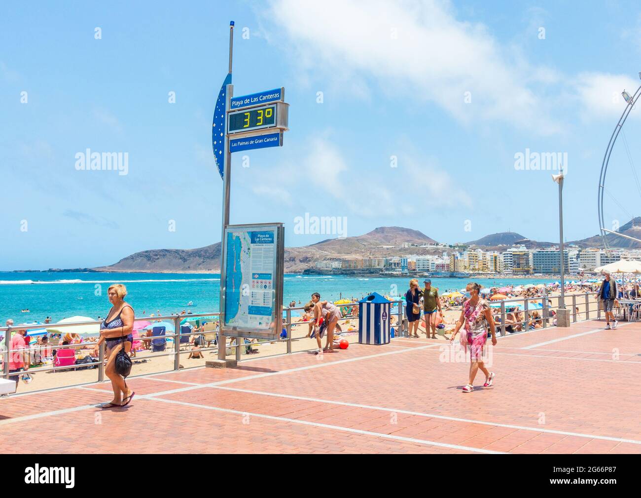 Las Palmas, Gran Canaria, Canary Islands, Spain. 3rd July, 2021. Locals ...