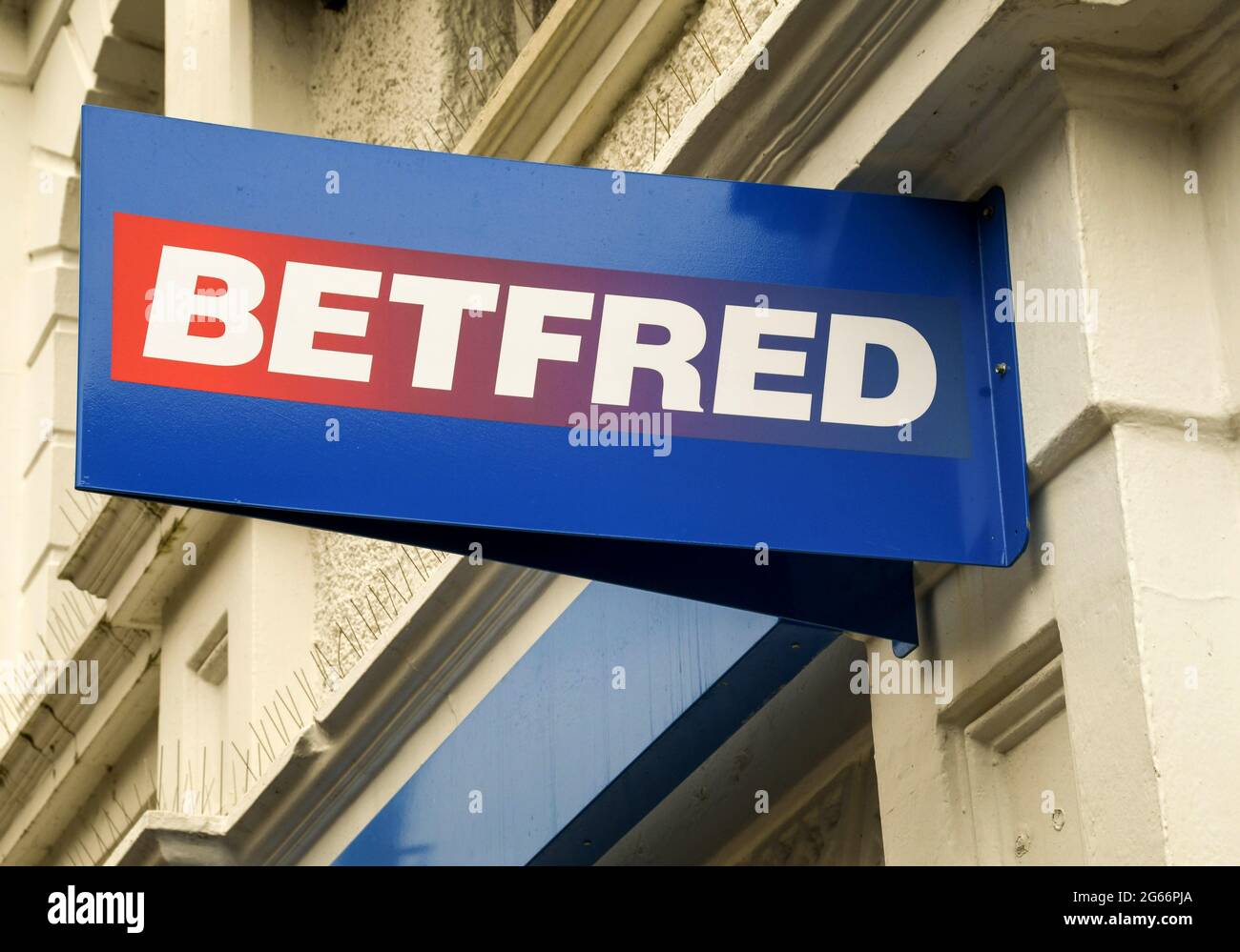 Betfred logo hi-res stock photography and images - Alamy