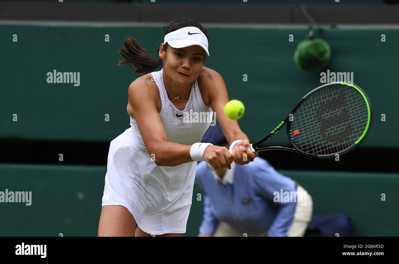 London, Gbr. 03rd July, 2021. London Wimbledon Championships Day 6 03 ...