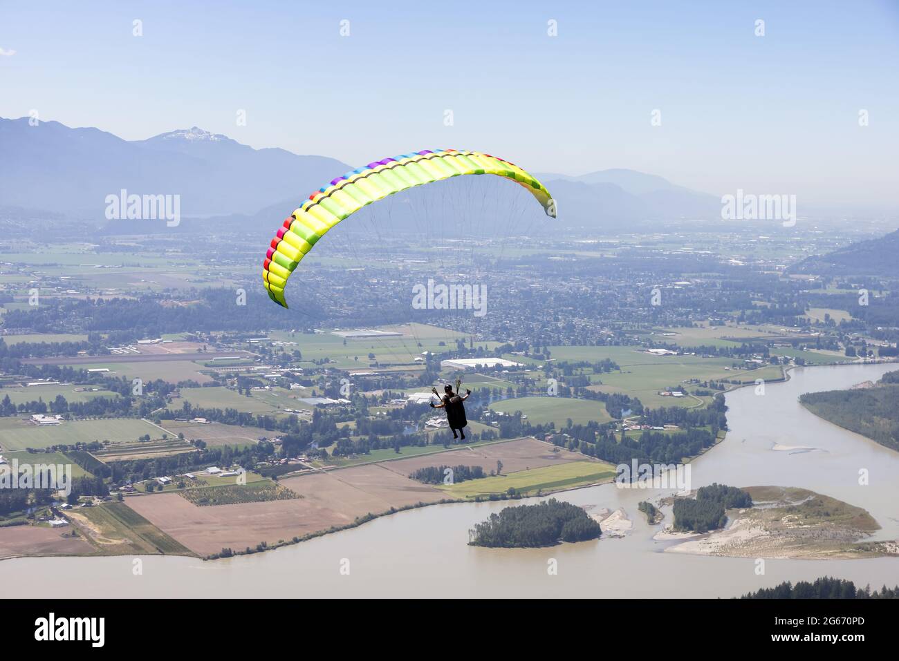 Flying around mountain peak hi-res stock photography and images - Alamy