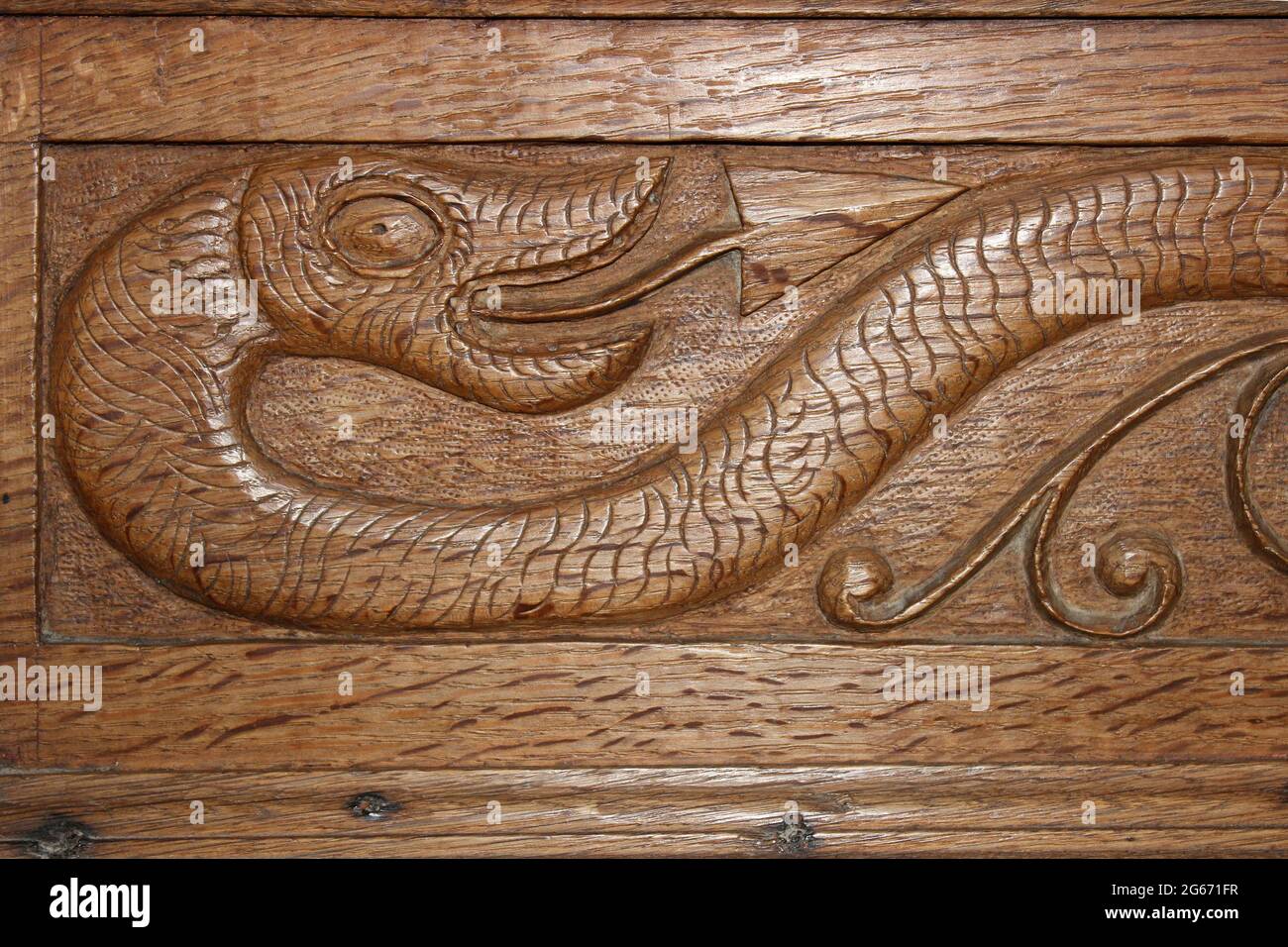 Carved serpent hi-res stock photography and images - Alamy