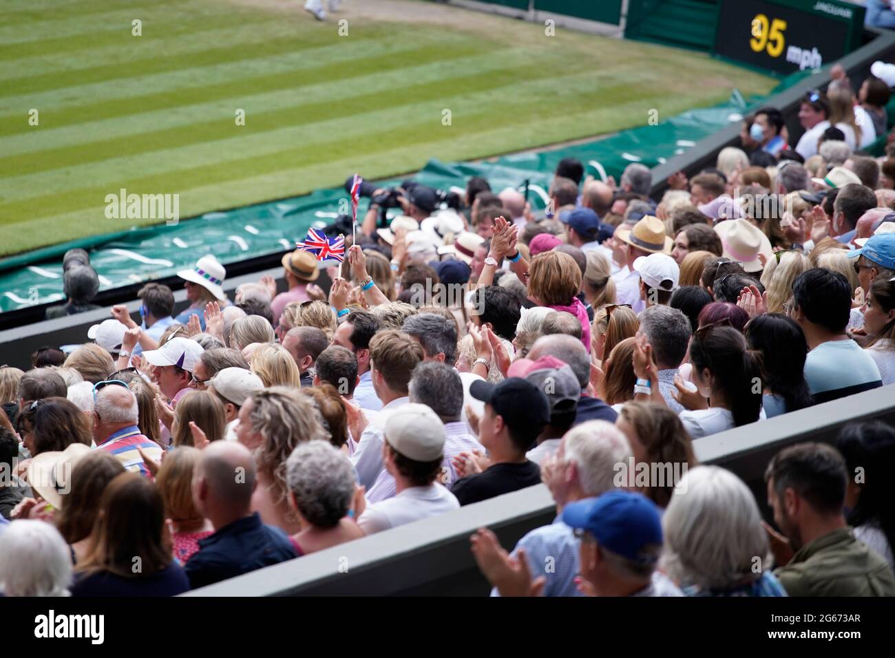 Wimbledon Crowd Stock Photo - Alamy