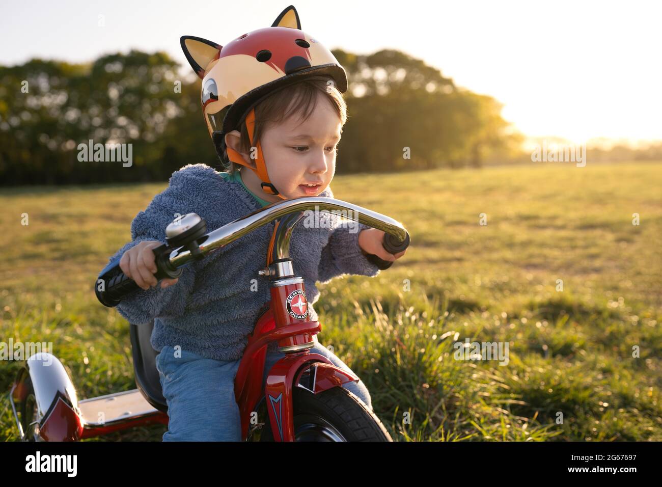 3 year old toddler boy three young hi-res stock photography and images ...