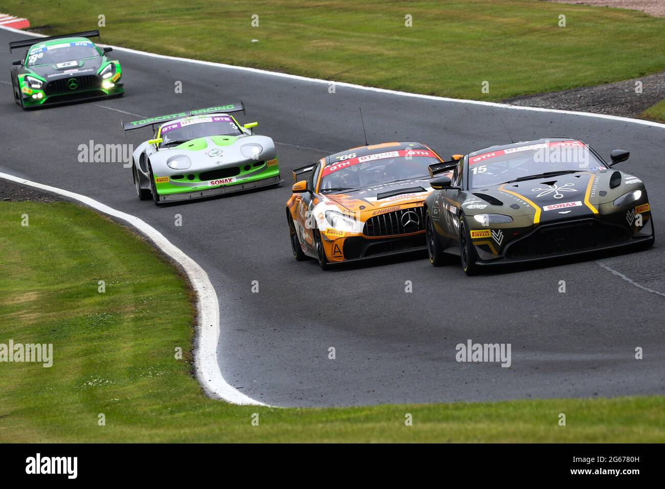 Mercedes amg gt4 hi-res stock photography and images - Alamy