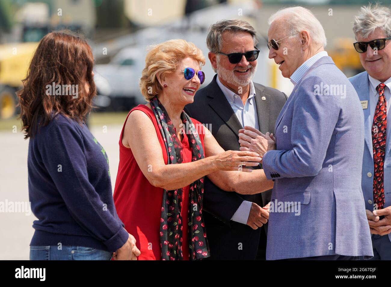 Gretchen whitmer 2021 hi-res stock photography and images - Alamy