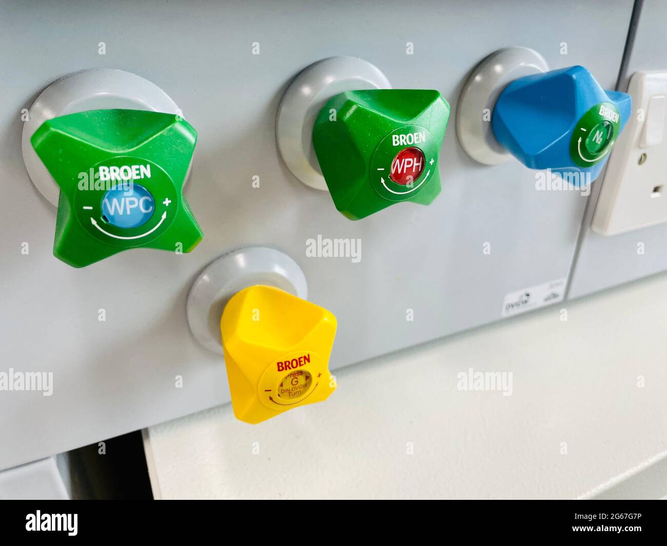 Gas control knob hi-res stock photography and images - Alamy