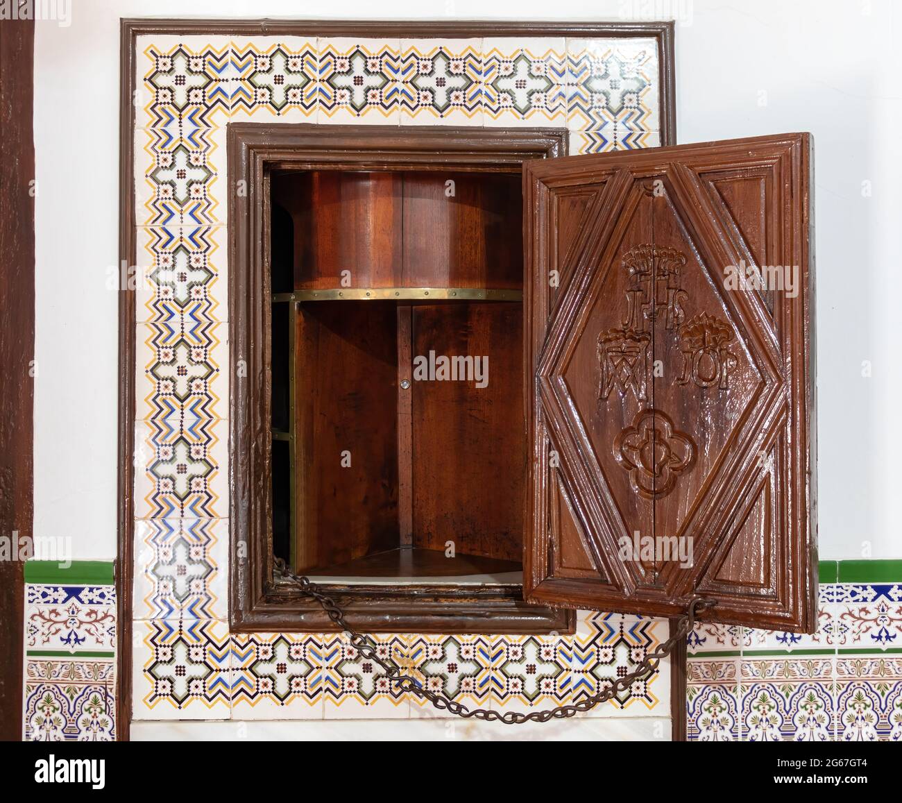 Old lathe hi-res stock photography and images - Alamy