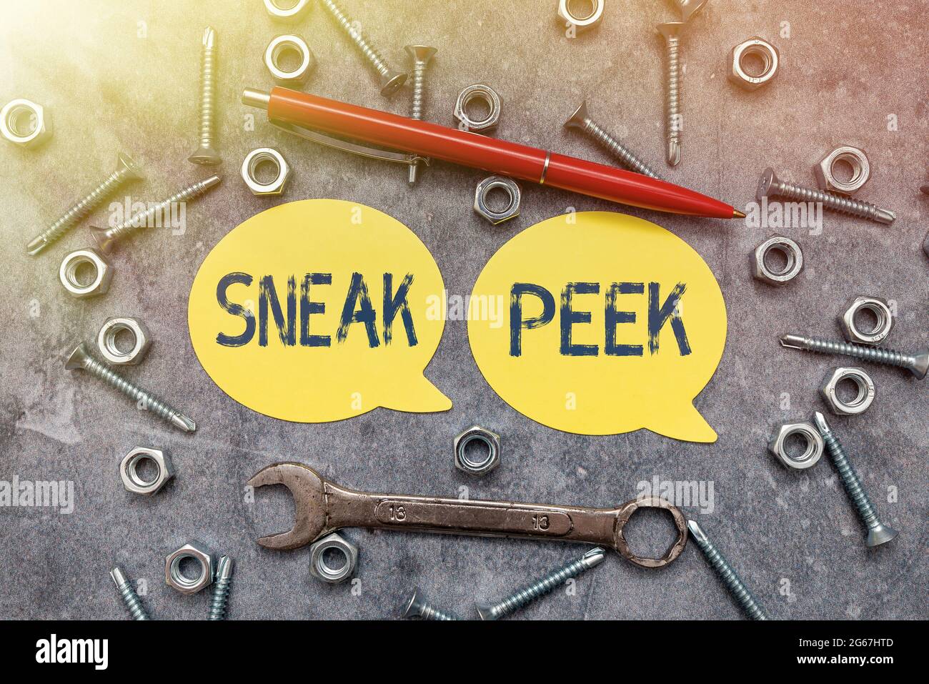 Sneak peek ideas hi-res stock photography and images - Alamy