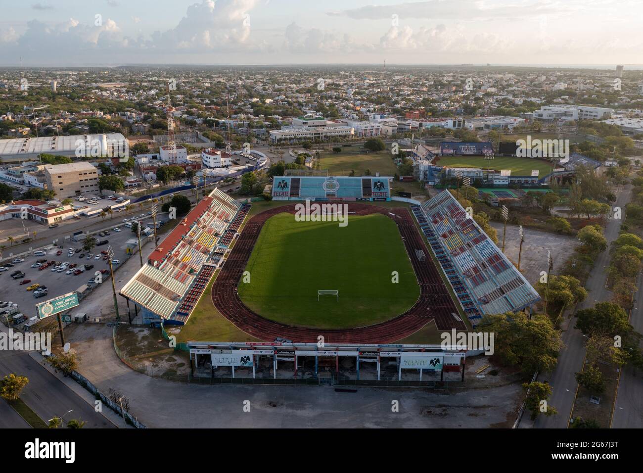Mexico football team games hi-res stock photography and images - Alamy