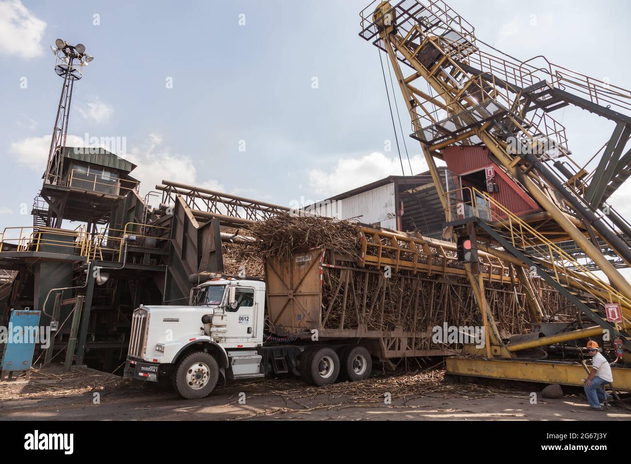Processing of sugar cane hi-res stock photography and images - Alamy