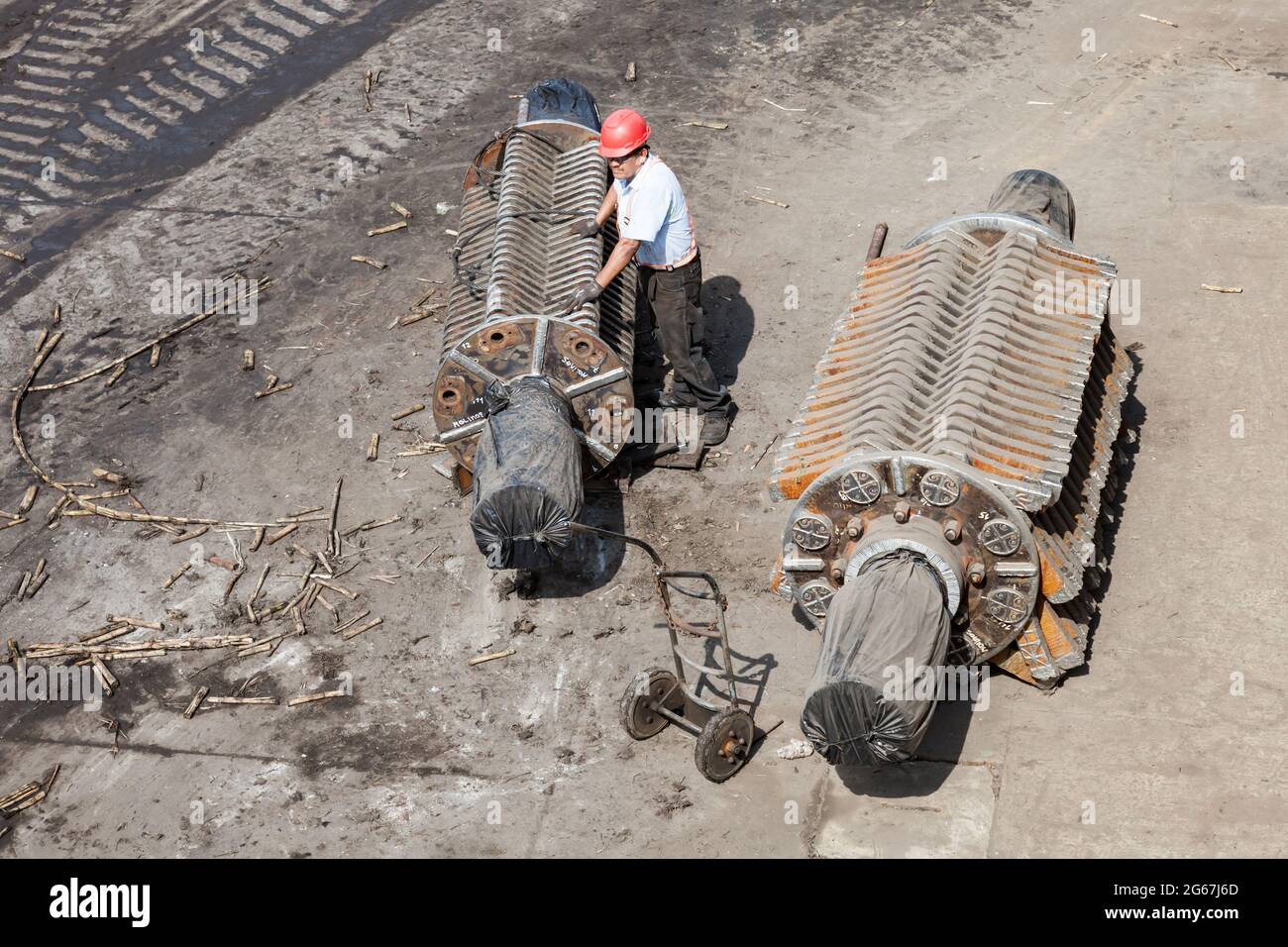 Mechanisms hi-res stock photography and images - Alamy