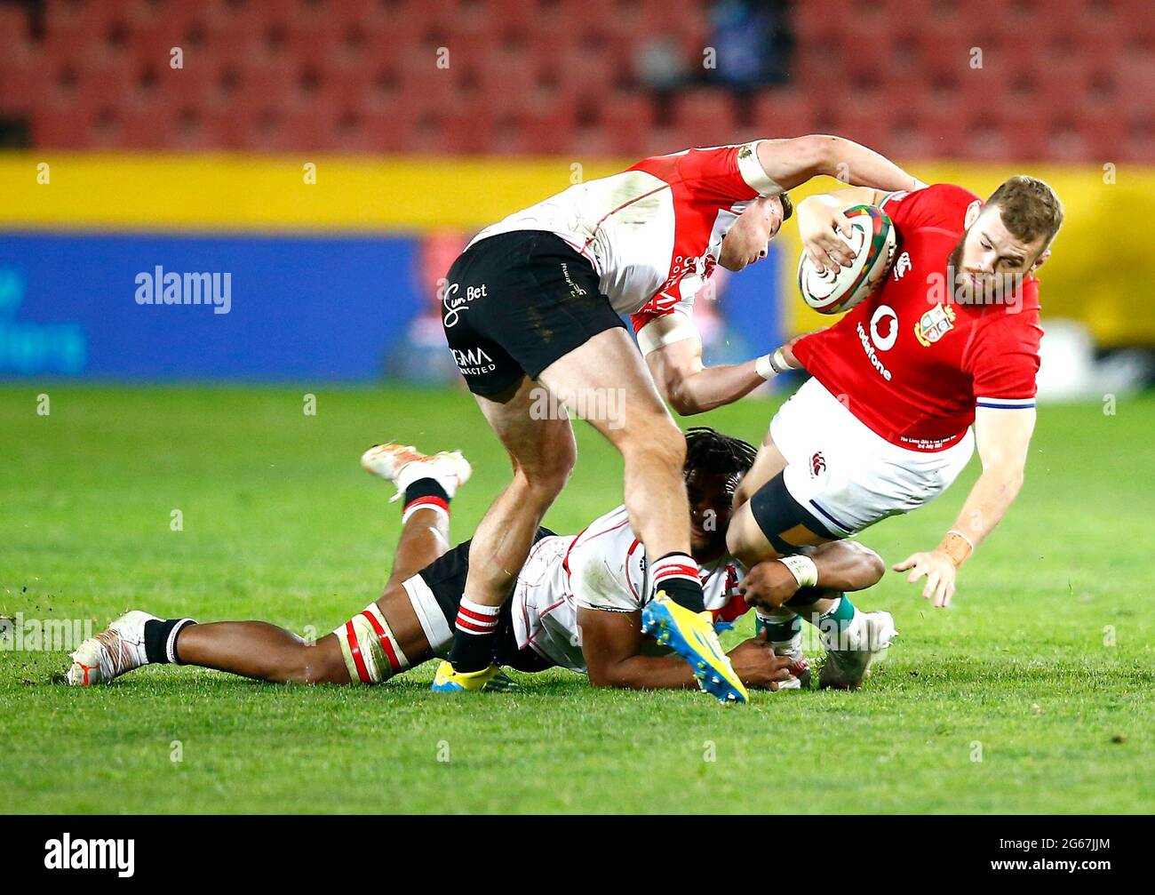 Vodafone lions 1888 cup hi-res stock photography and images - Alamy