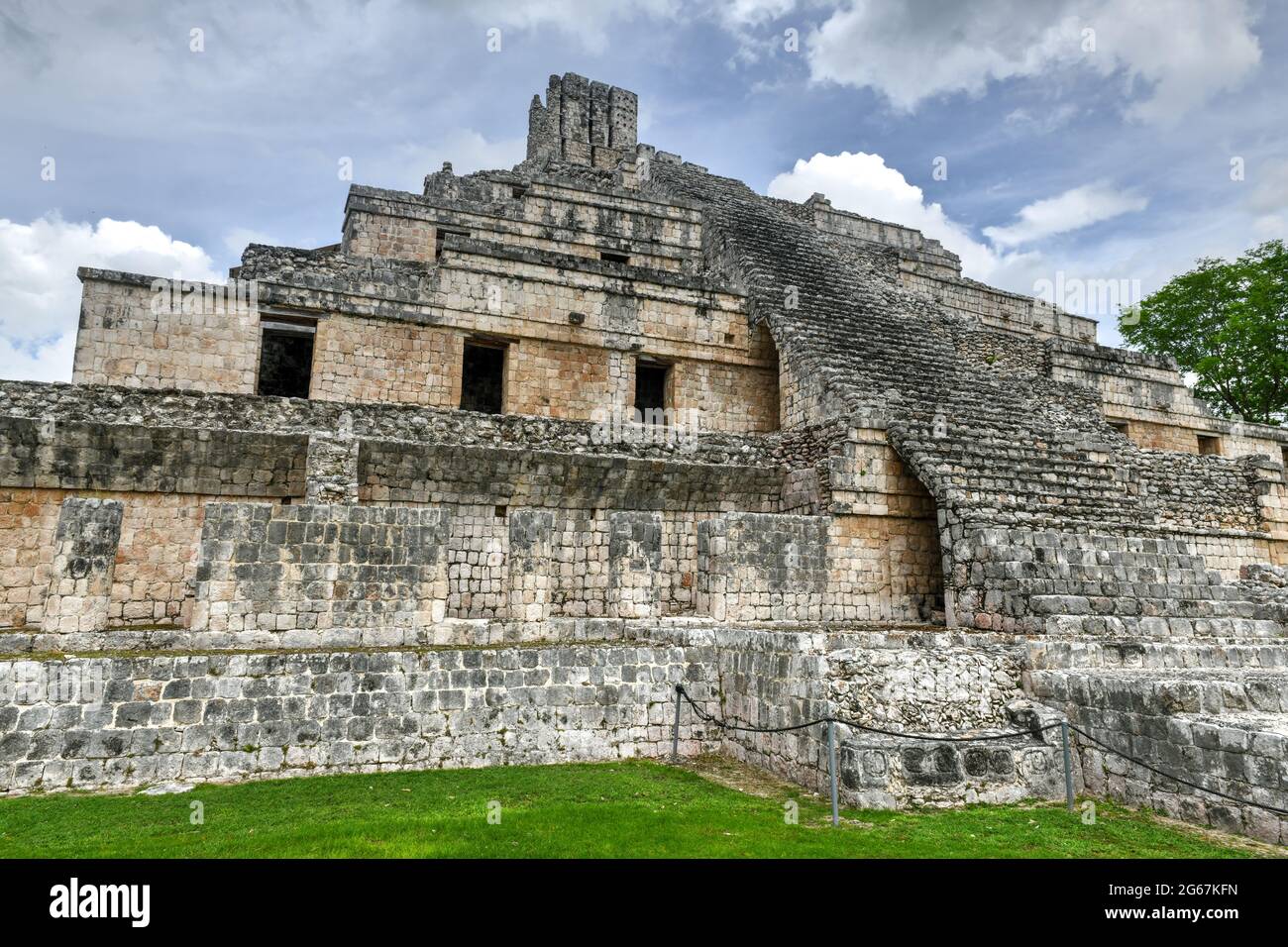 Edzna is a Maya archaeological site in the north of the Mexican state ...
