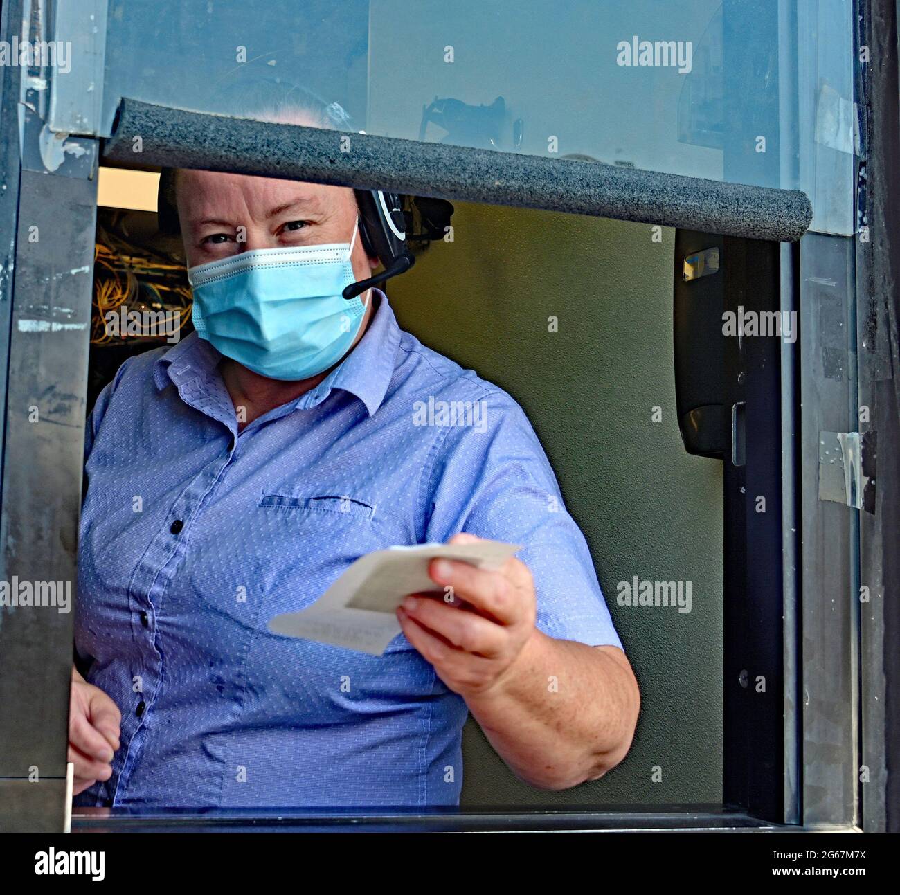 Mcdonalds cashier hi-res stock photography and images - Alamy