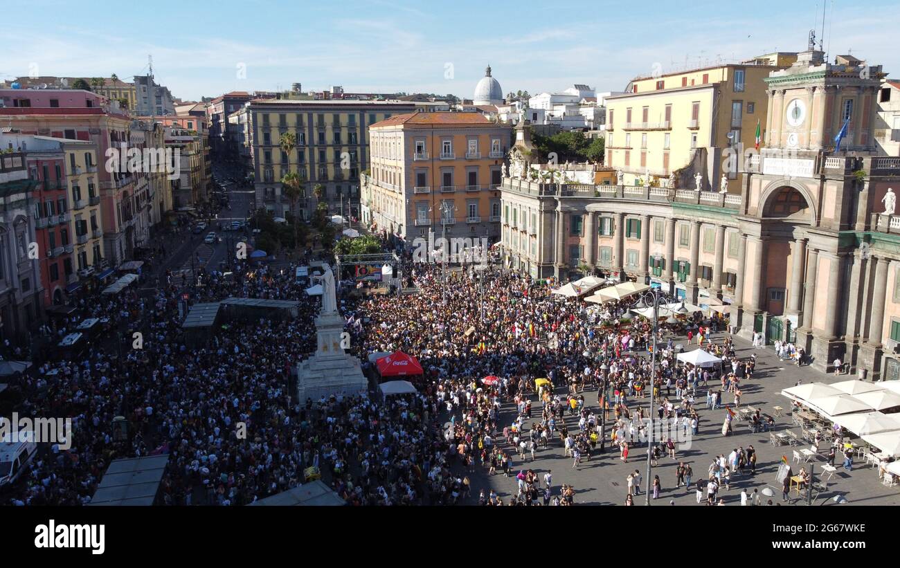 napoli, Campania, ITALY. 3rd July, 2021. 07/03/2021 Naples, Piazza ...