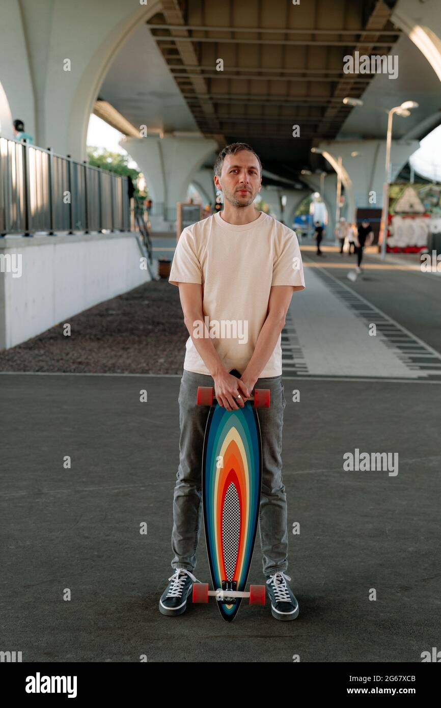 Extreme skating hi-res stock photography and images - Alamy