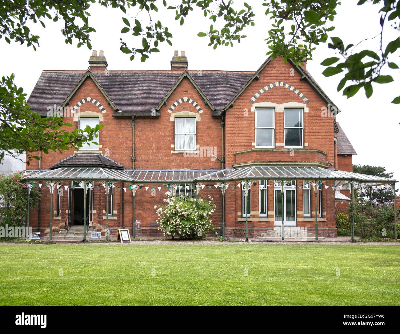 19th century england gentry hi-res stock photography and images - Alamy