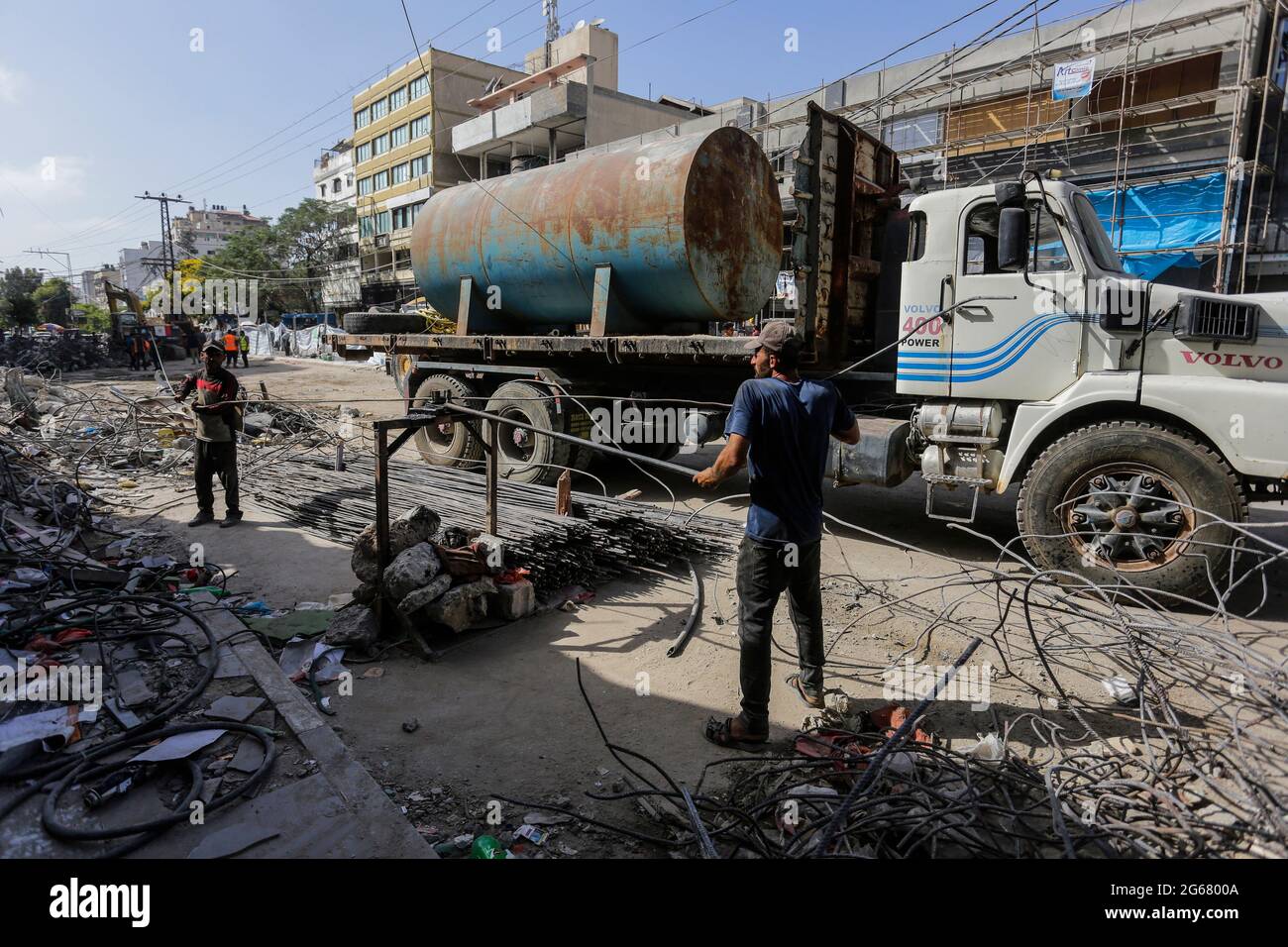 Gaza City, The Gaza Strip, Palestine. 3rd July, 2021. Egyptian workers ...