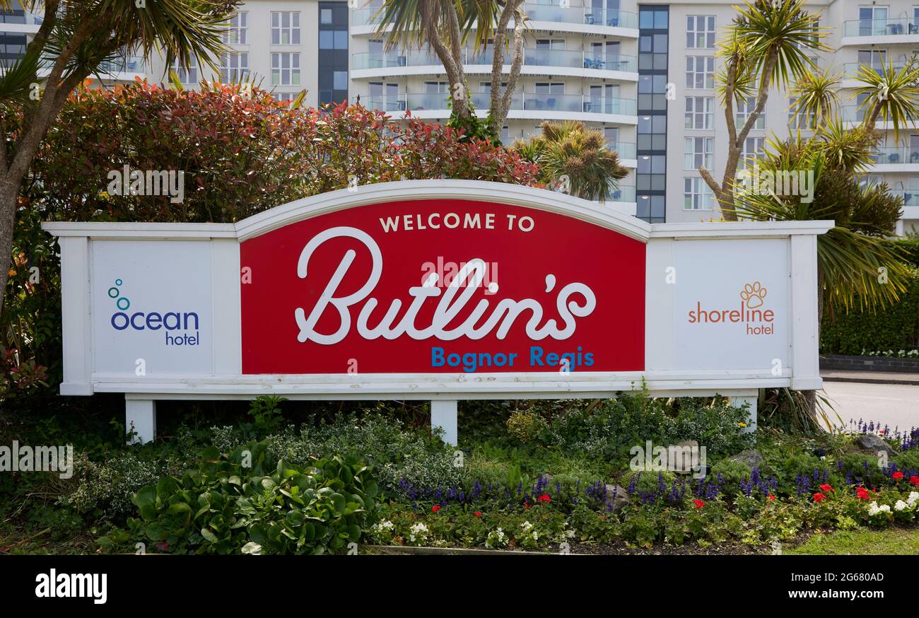 Logo Butlins seen outside the resort in Bognor Regis Stock Photo - Alamy