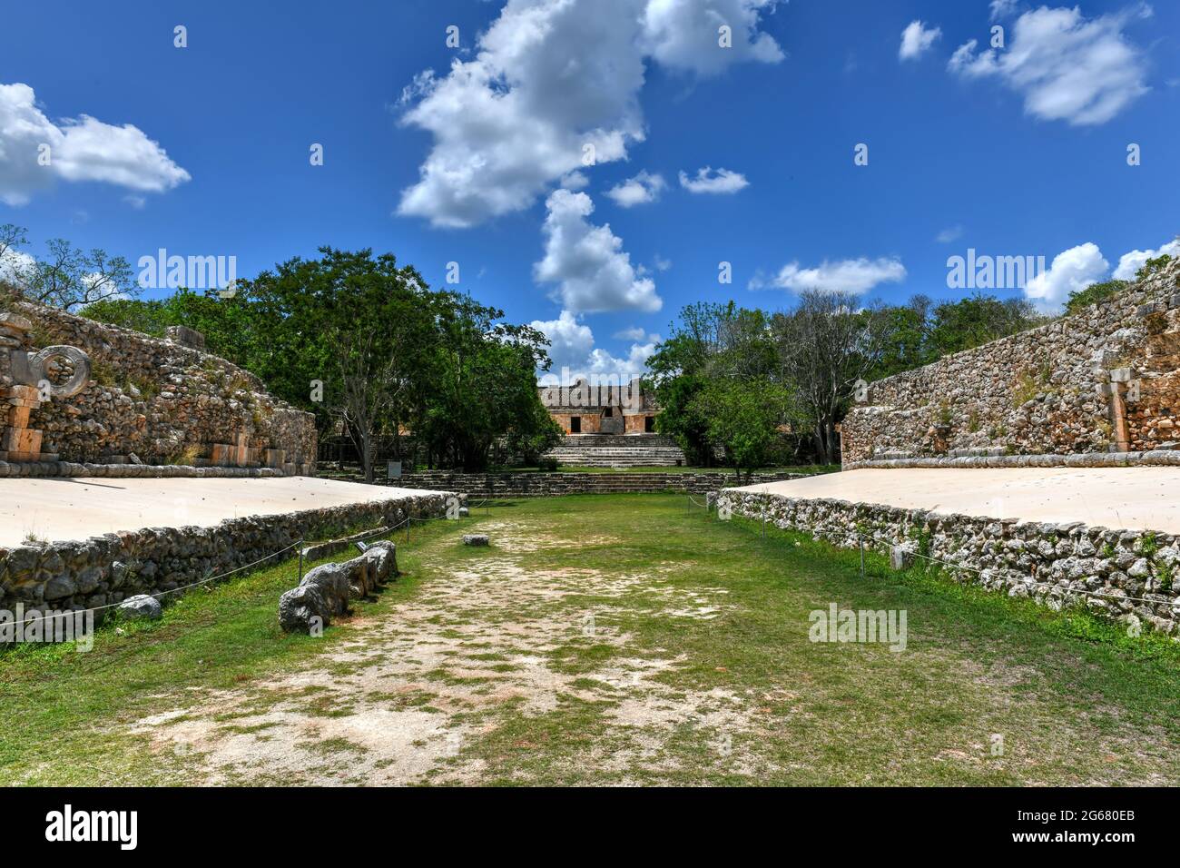 Puuc style architecture hi-res stock photography and images - Alamy