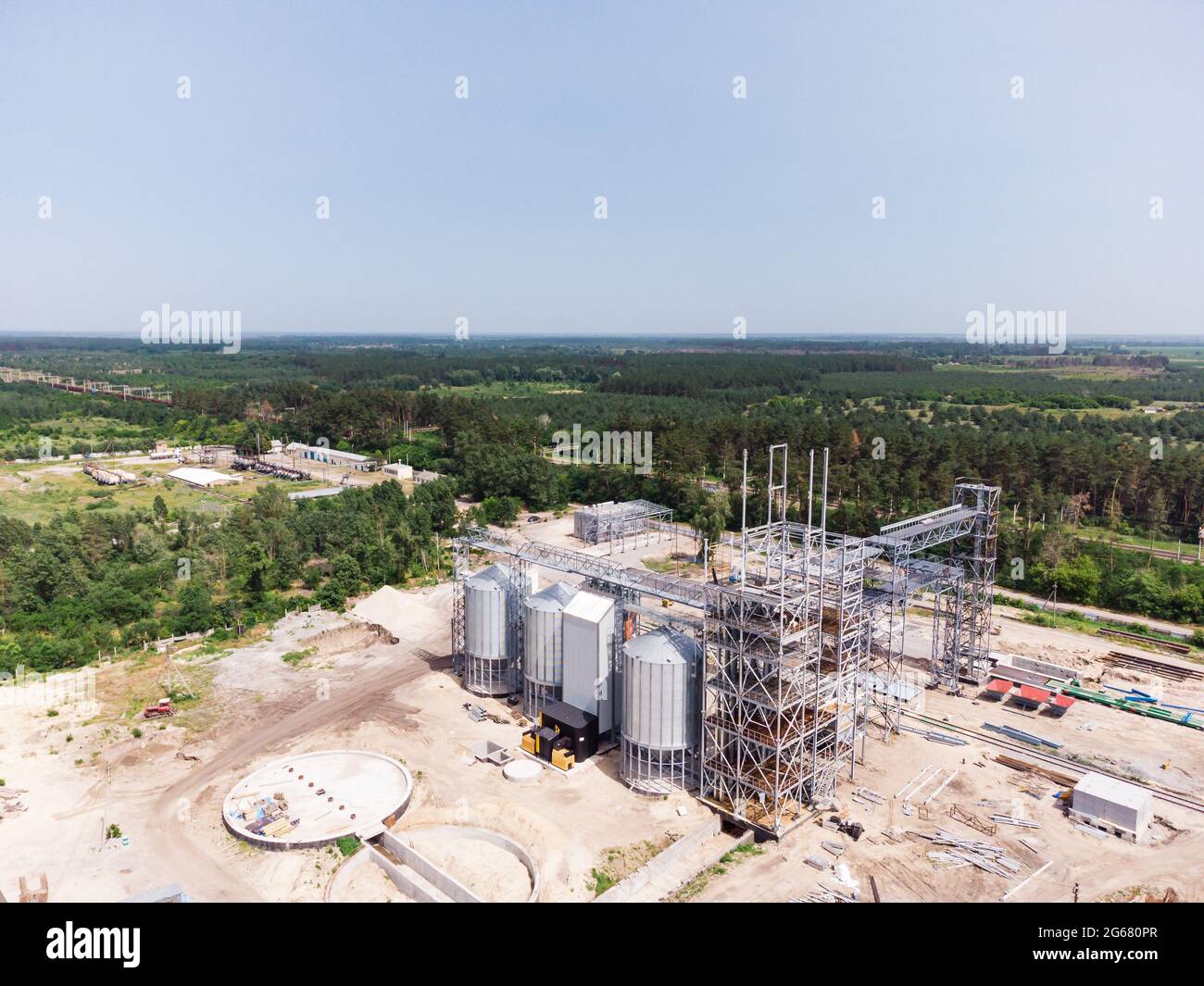 Aerial view of huge modern grain elevator. Food storage, building in ...