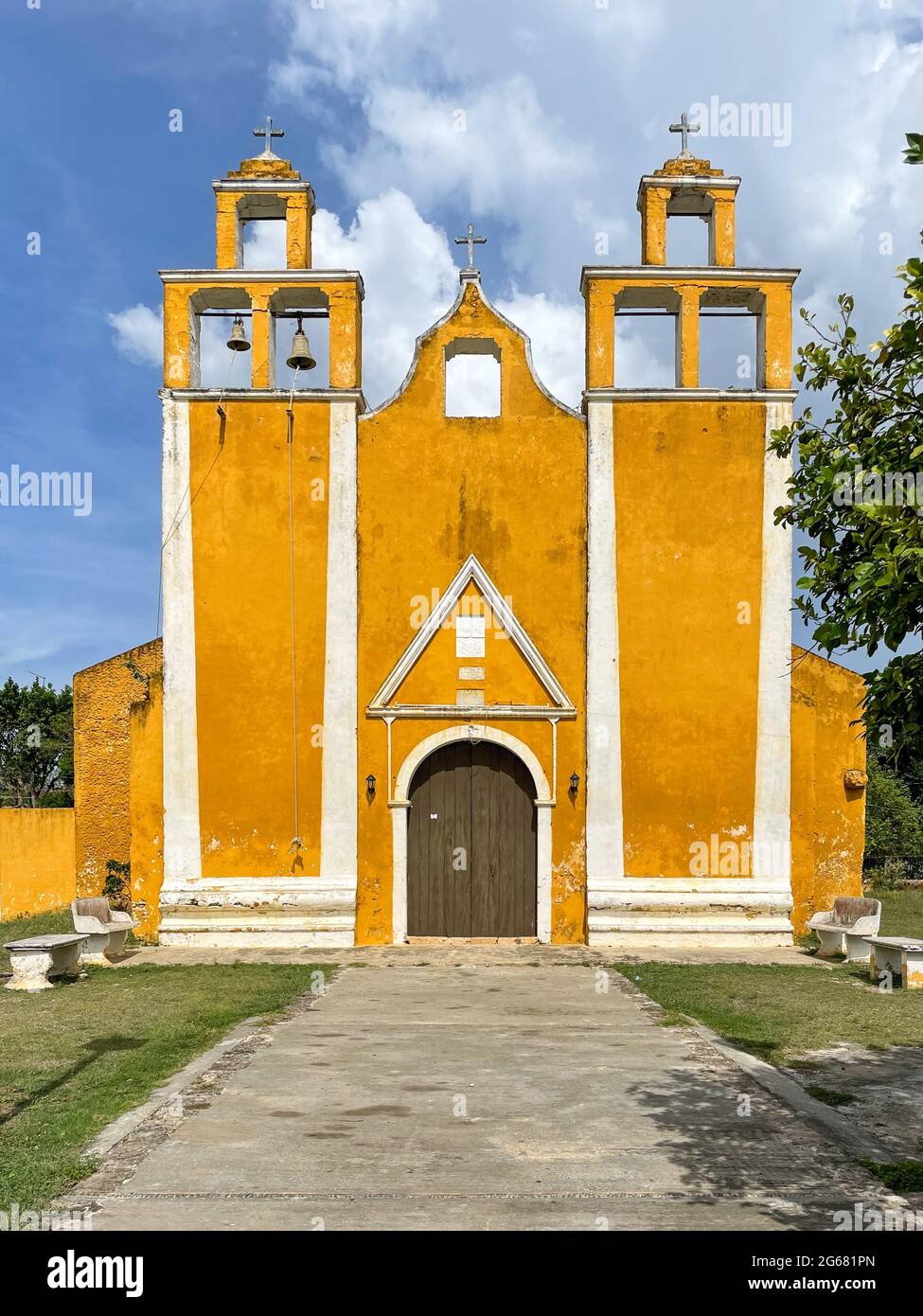 Small town yucatan hi-res stock photography and images - Alamy