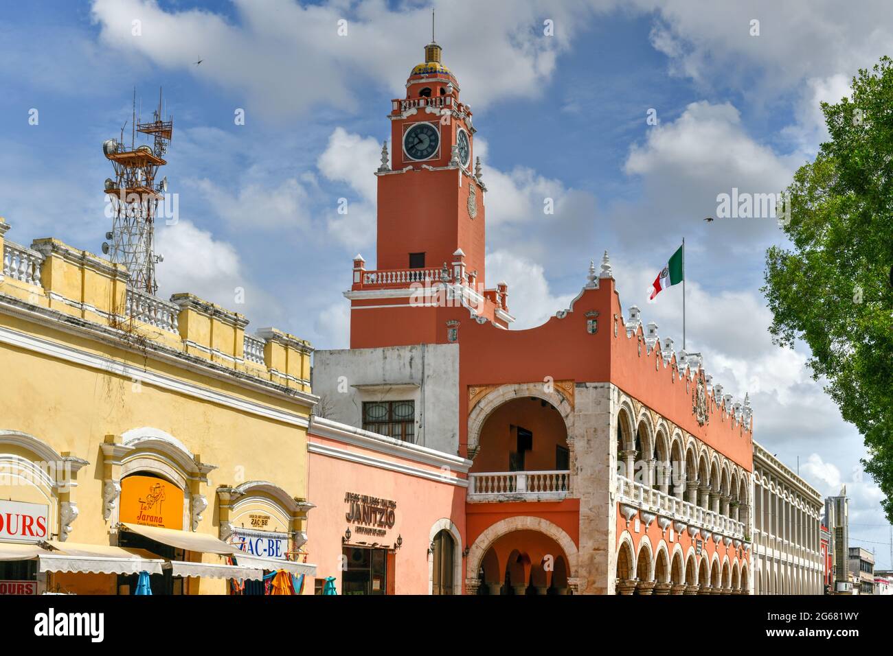 Merida city tour hi-res stock photography and images - Alamy