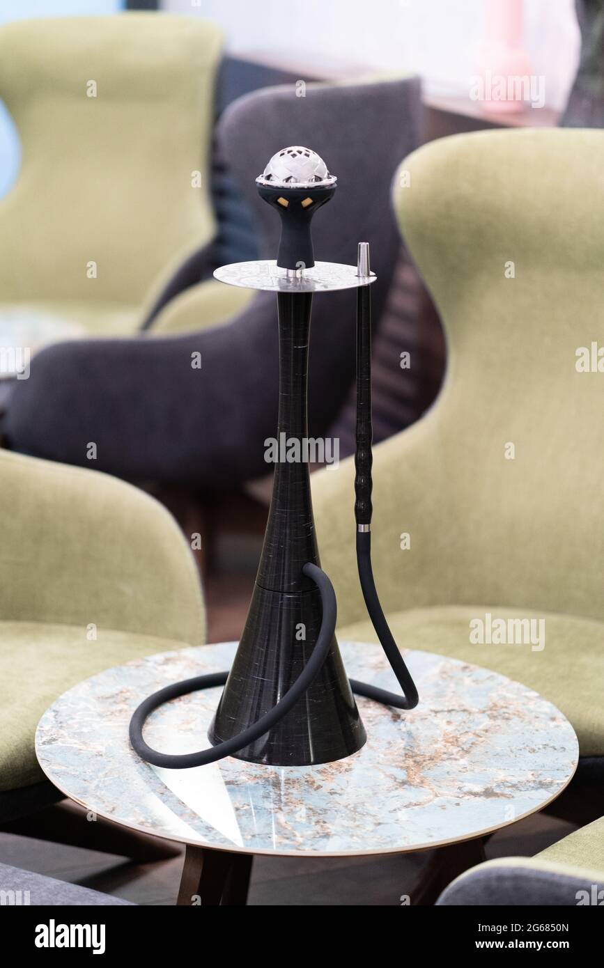 Nargile bar hi-res stock photography and images - Alamy