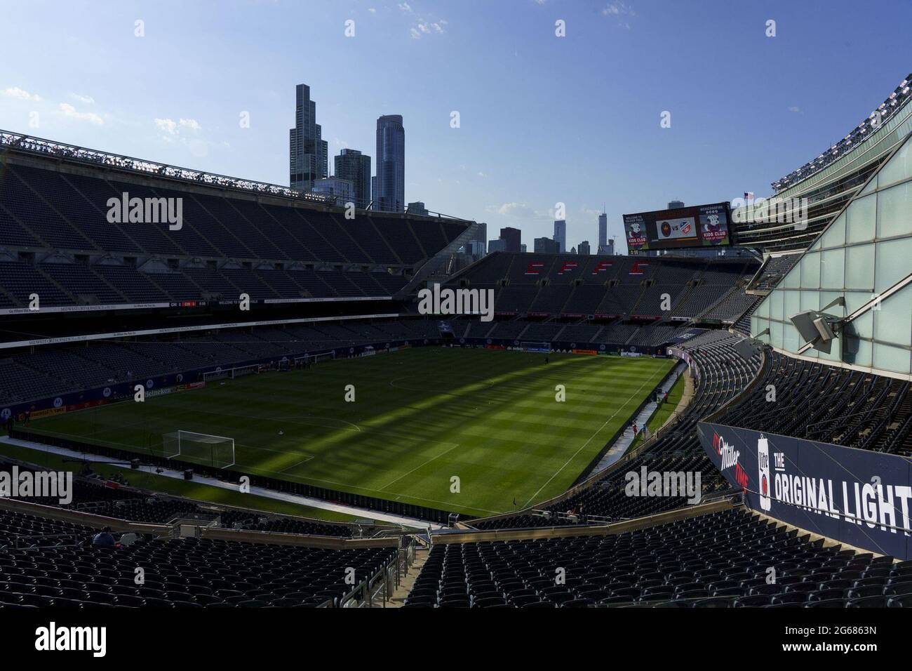 Chicago fire soldier field hi-res stock photography and images - Alamy