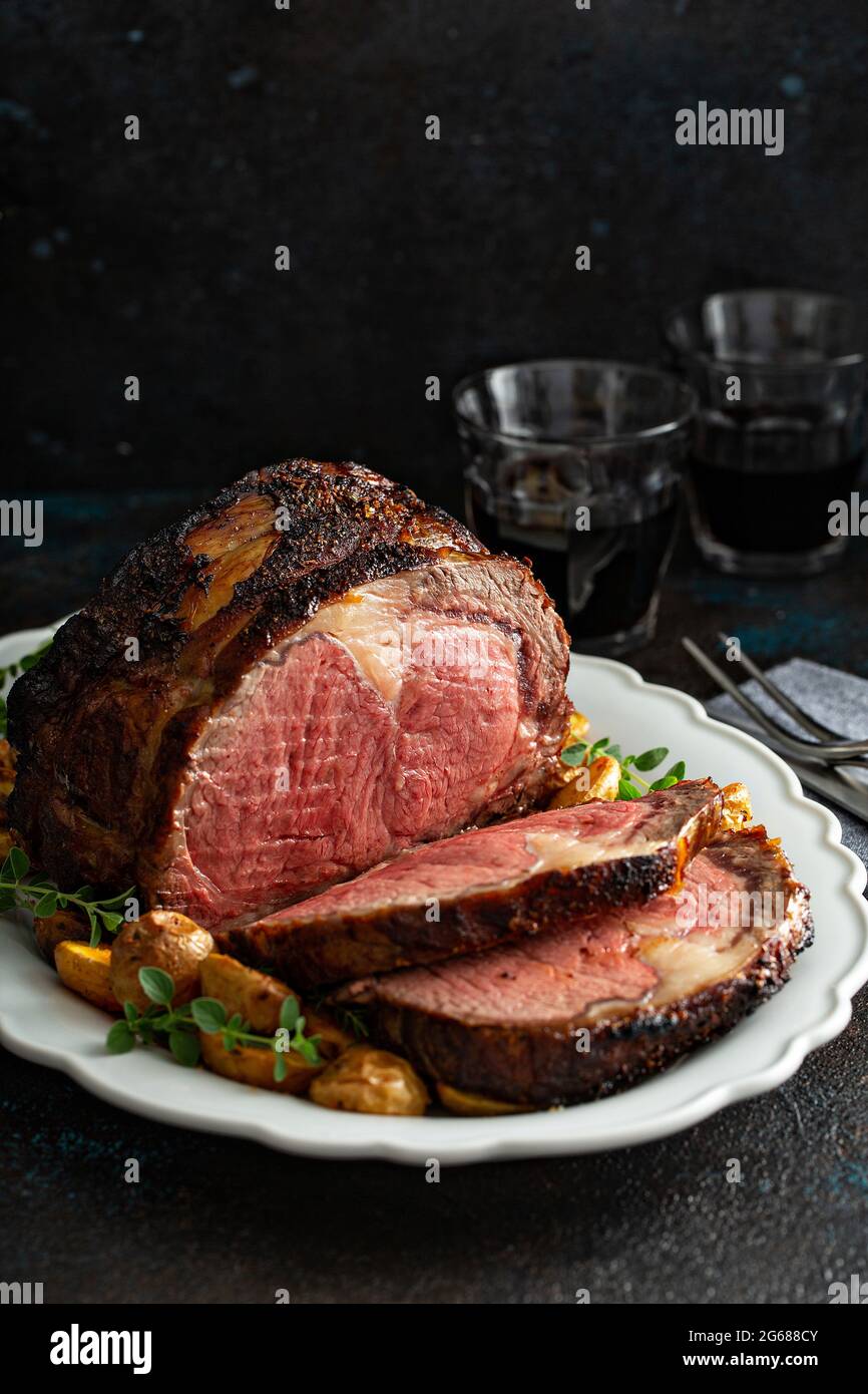 Rib of beef roast hi-res stock photography and images - Alamy