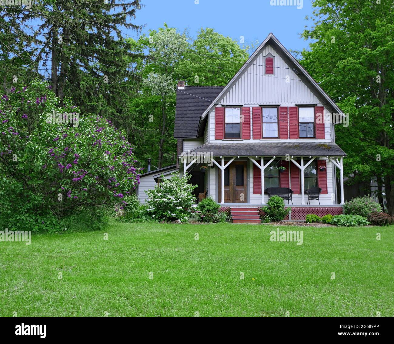 Clapboard houses usa hi-res stock photography and images - Alamy