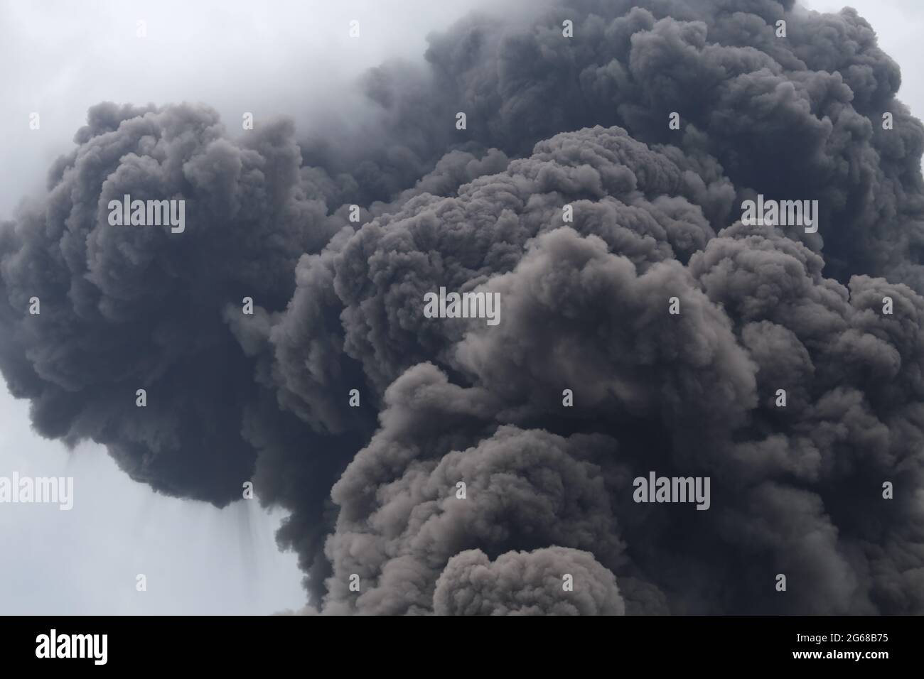 Eruption of Anakkraktau Sunda Strait Indonesia Stock Photo - Alamy