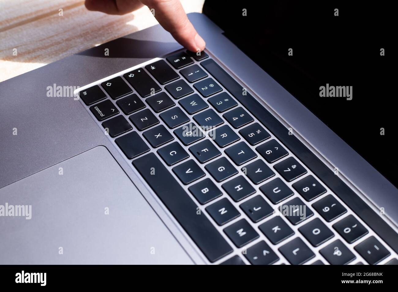 Hands Pointing Pressing Computer Keyboard Keys Typewriting New Ideas ...
