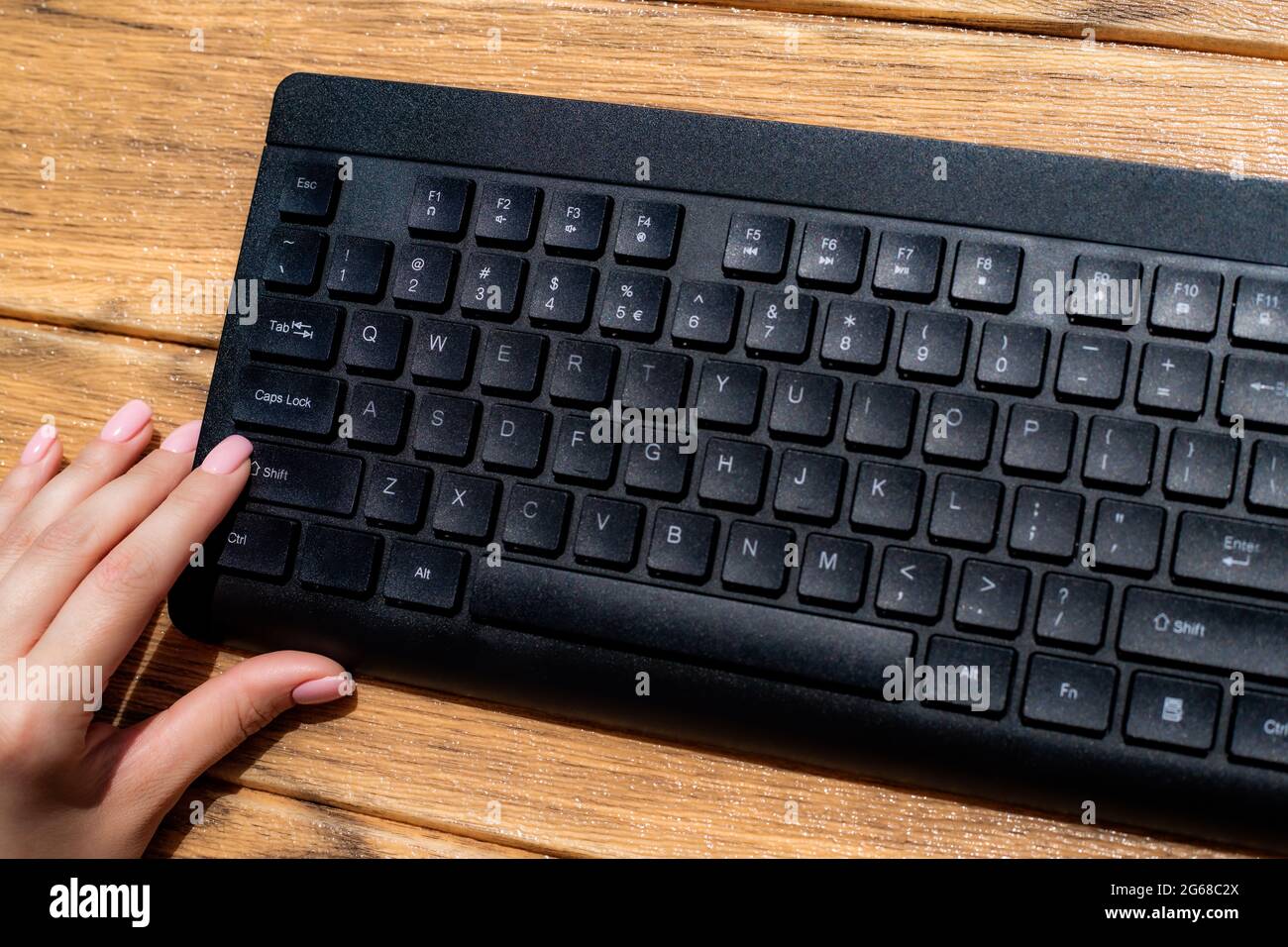 Hands Pointing Pressing Computer Keyboard Keys Typewriting New Ideas ...