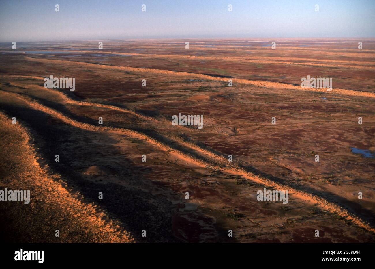 AERIAL OVER THE SIMPSON DESERT WHICH CONTAINS THE WORLDS LONGEST ...