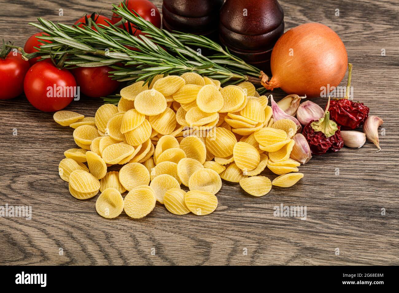 Raw durum wheat Italian pasta - Orecchiette for cooking Stock Photo - Alamy