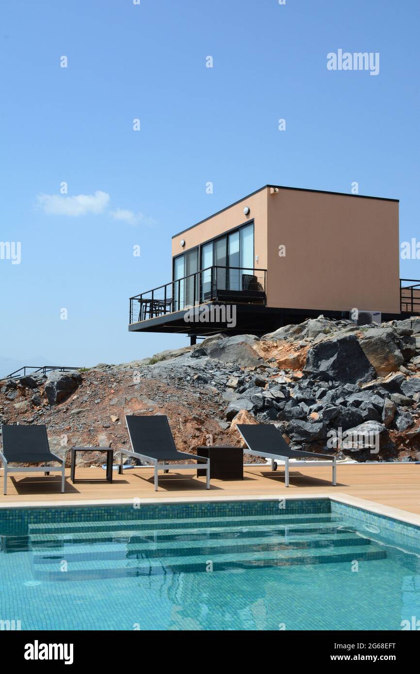 OMAN. HAJAR MOUNTAINS. AL HAMRA. THE NEW DESIGNHOTEL "THE VIEW" HAS ...