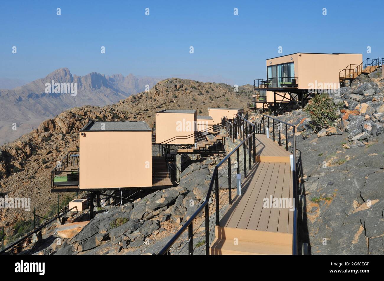 OMAN. HAJAR MOUNTAINS. AL HAMRA. THE NEW DESIGNHOTEL "THE VIEW" HAS ...