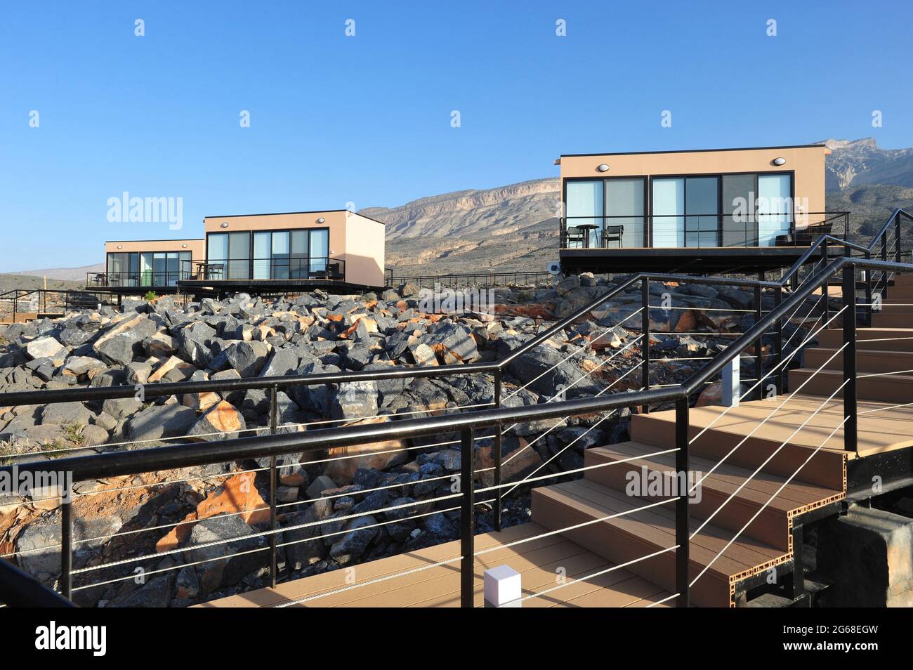 OMAN. HAJAR MOUNTAINS. AL HAMRA. THE NEW DESIGNHOTEL "THE VIEW" HAS ...