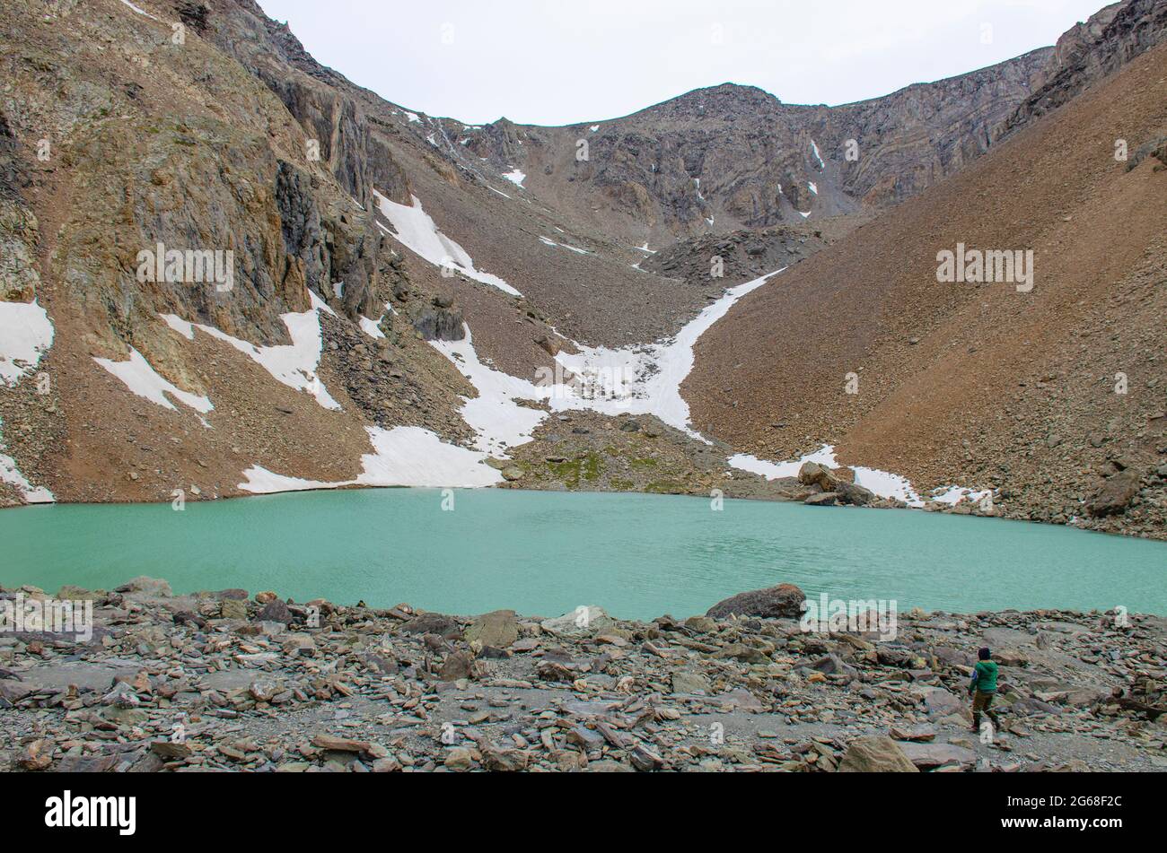 Mountain Altai blue lake among mountains glacier Aktru Stock Photo - Alamy