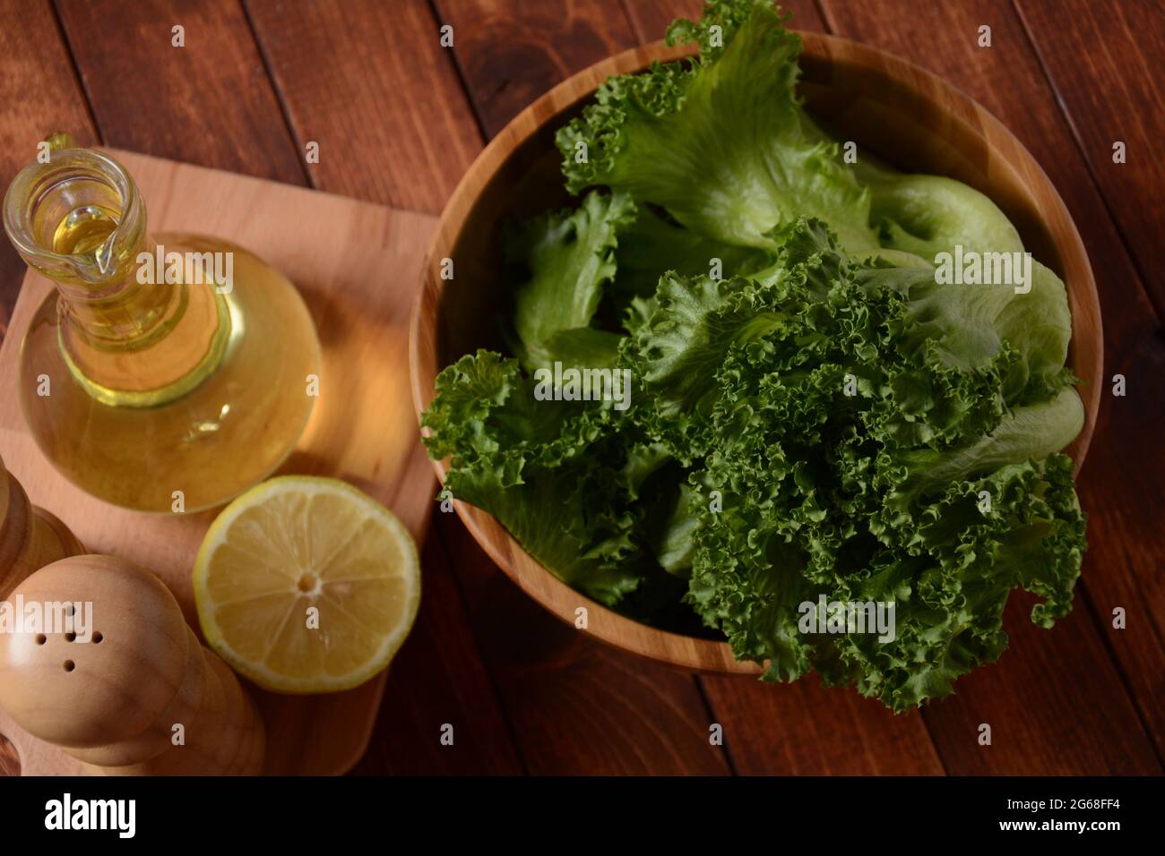 Batavia french crisp lettuce hi-res stock photography and images - Alamy