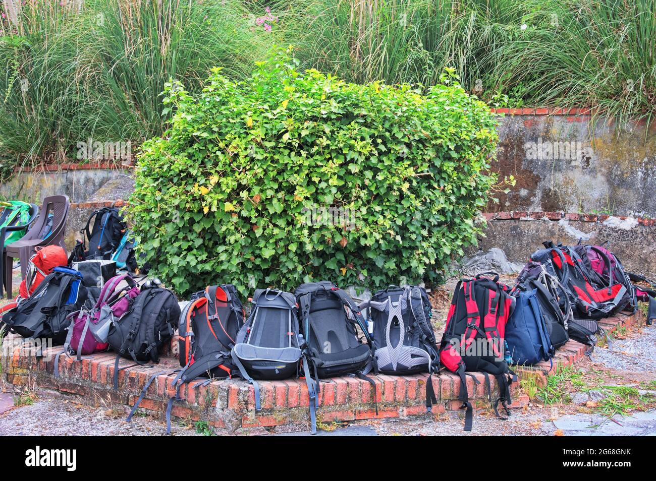 Hiking group in row hi-res stock photography and images - Alamy