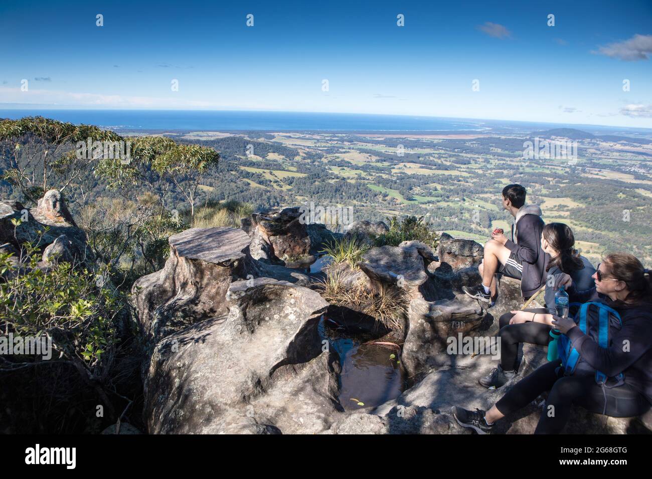 Drawing room rocks hi-res stock photography and images - Alamy