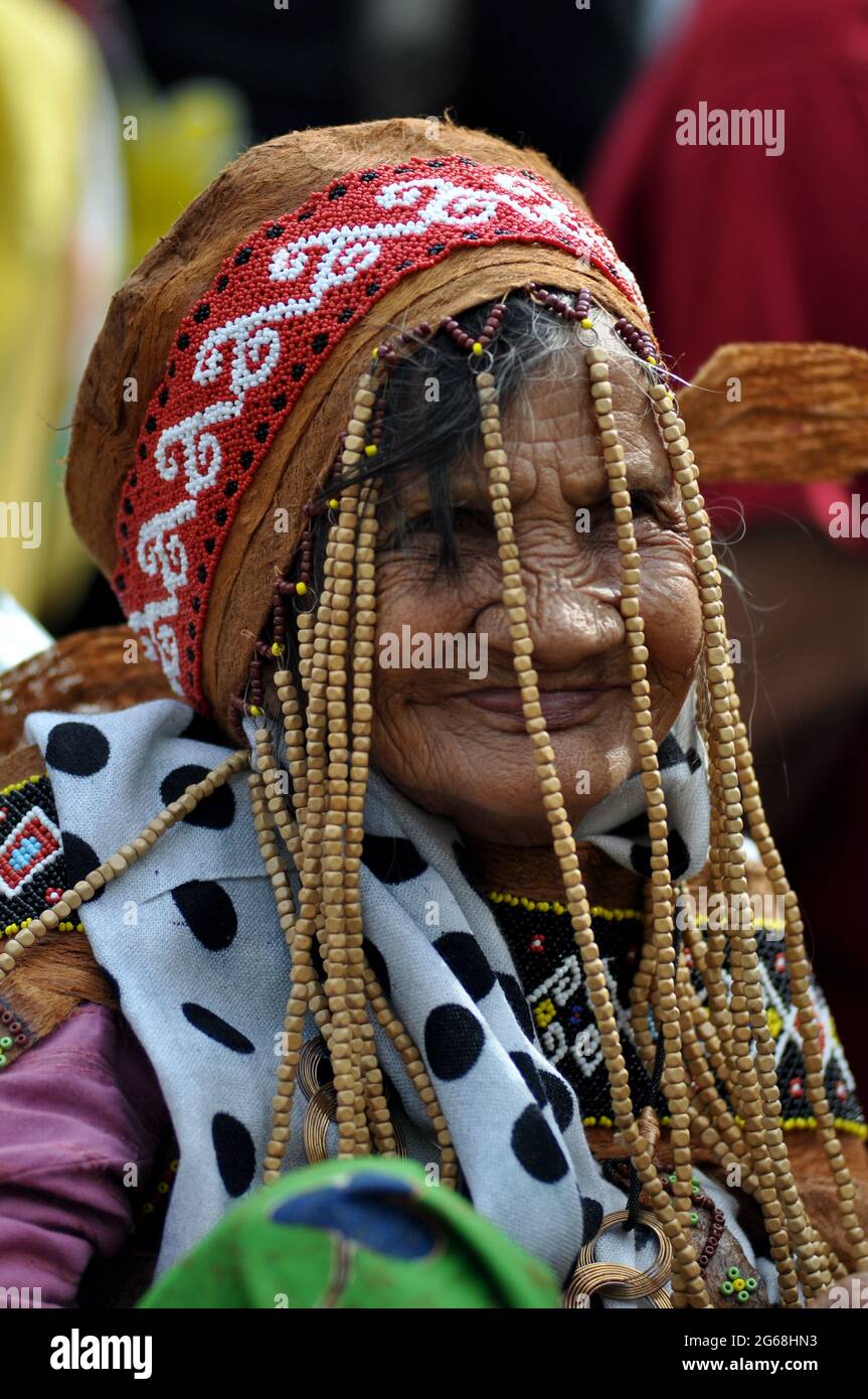 Meratus dayak tribe hi-res stock photography and images - Alamy
