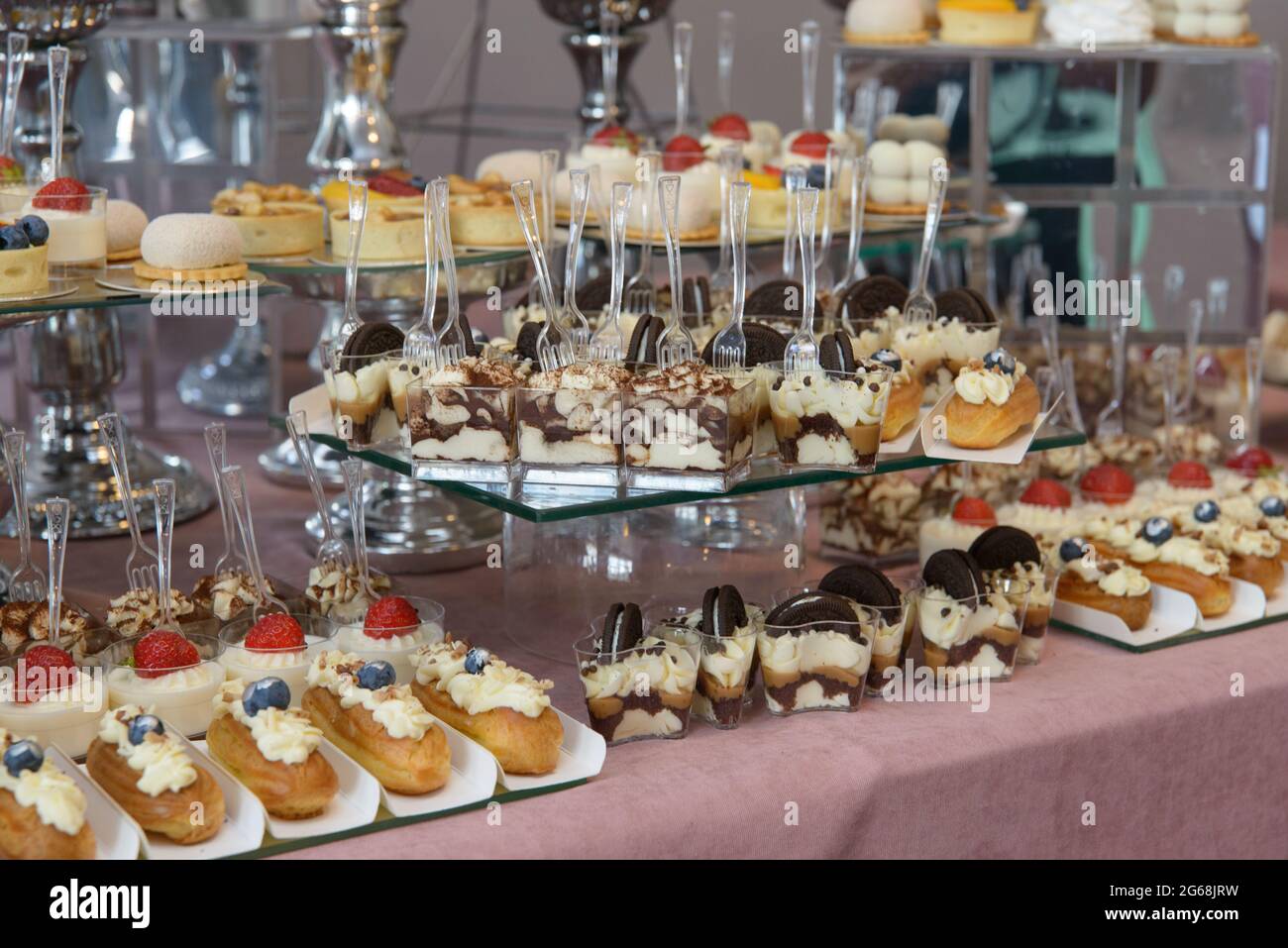 Raw colorful candy bar. table with sweets at a party Stock Photo - Alamy