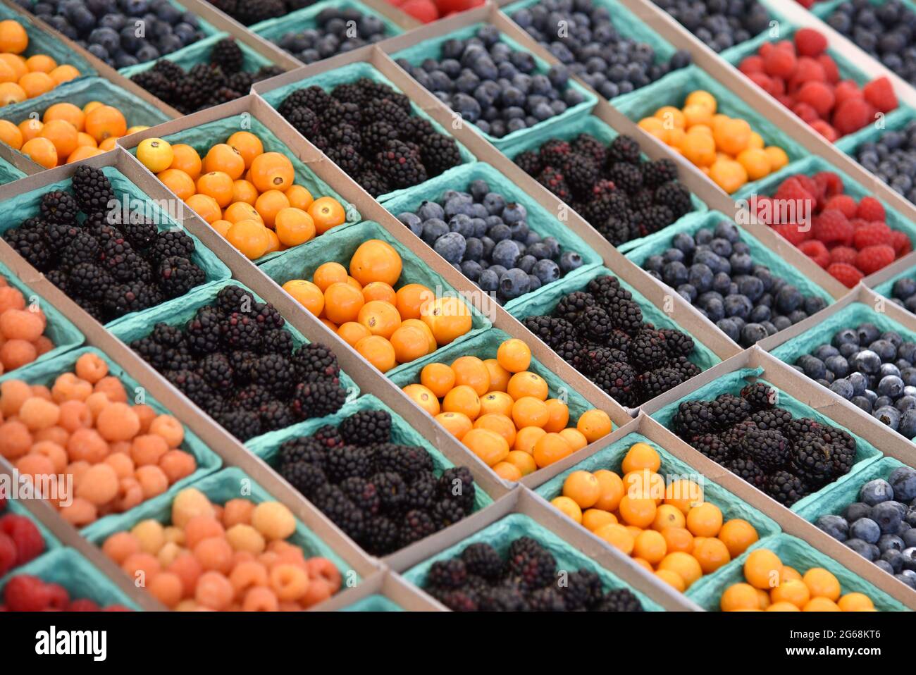 Assorted baskets hi-res stock photography and images - Alamy