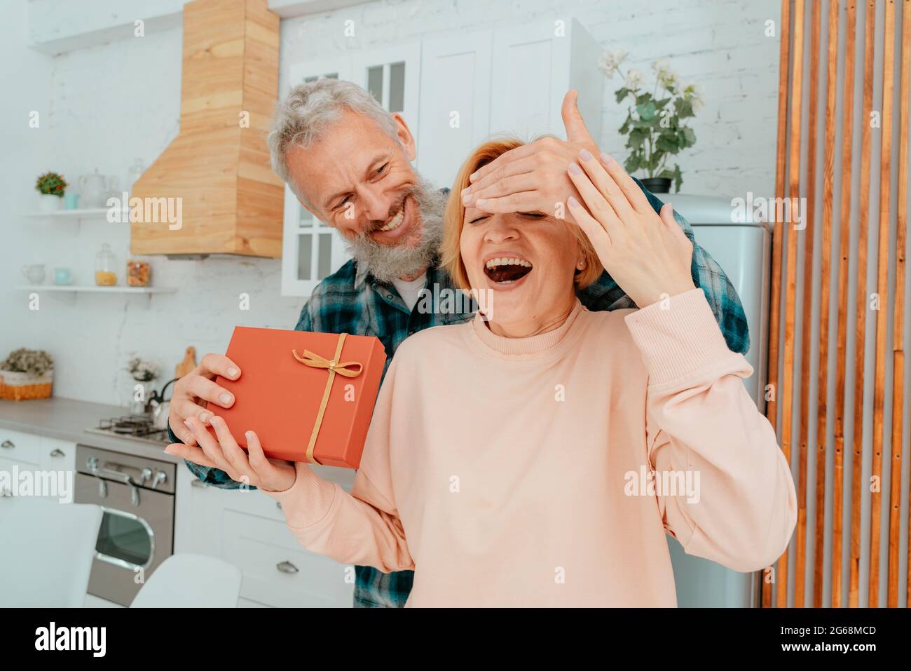 Gives husband hi-res stock photography and images - Alamy