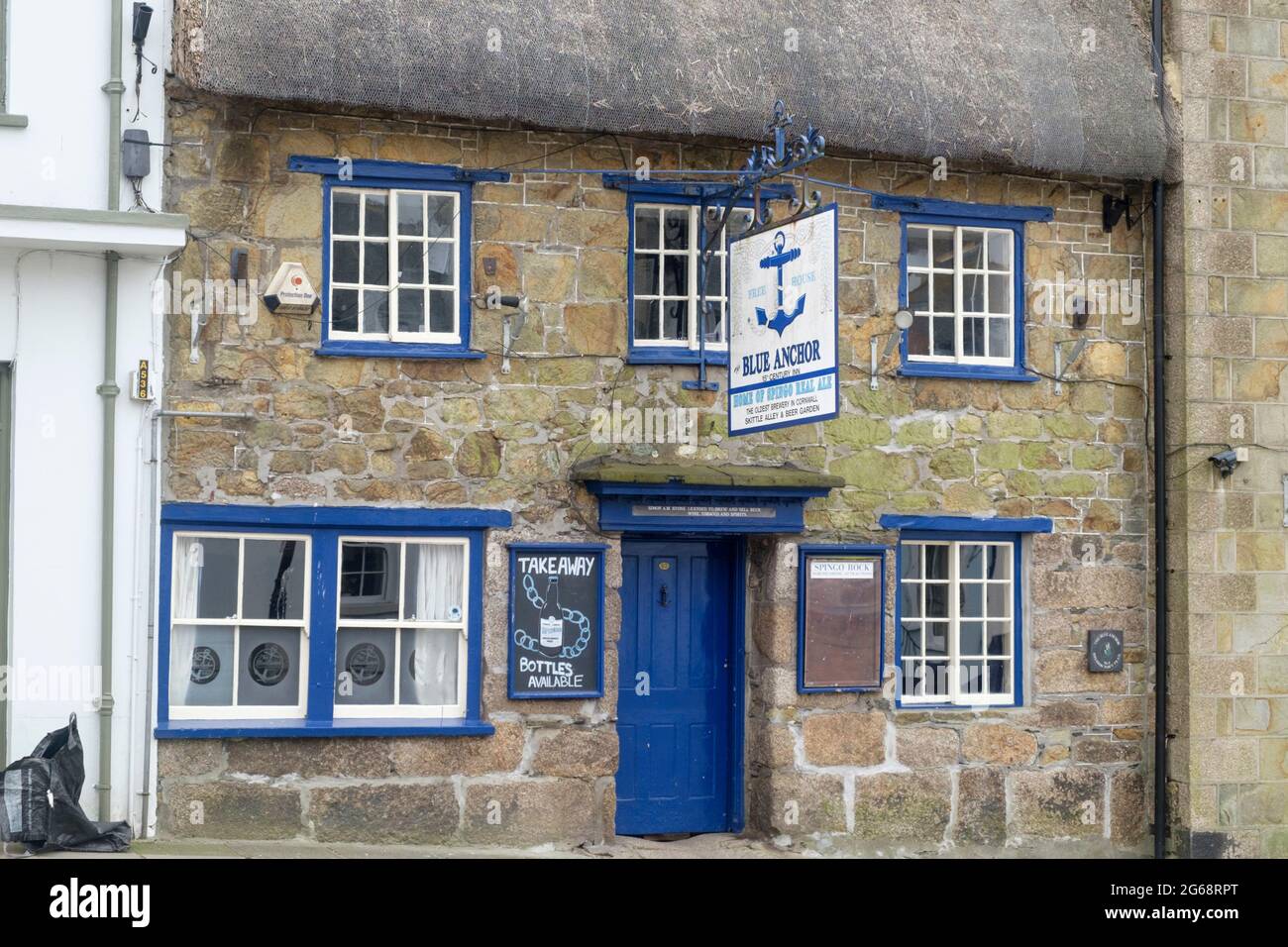The blue anchor, helston, cornwall hi-res stock photography and images ...