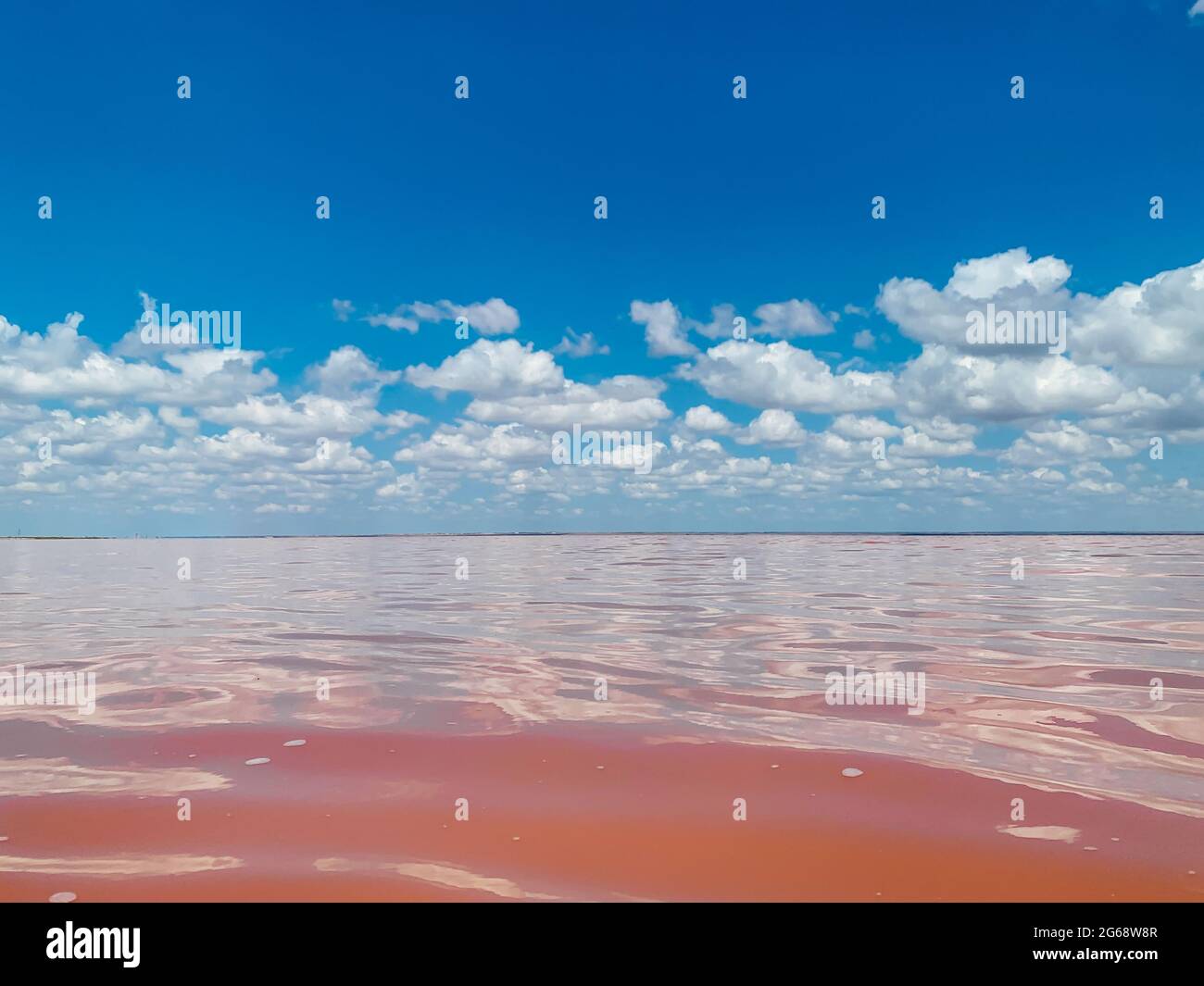 Lac rose beach hi-res stock photography and images - Alamy